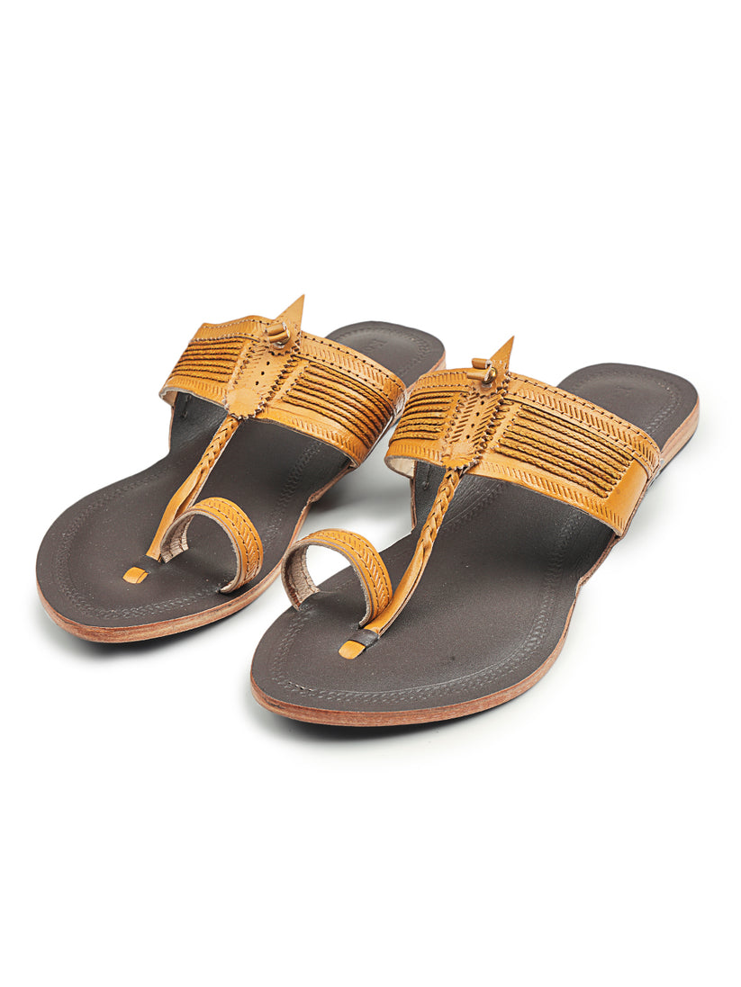 Korakari Vintage Brown Kolhapuri Chappal for Women – NIIRA